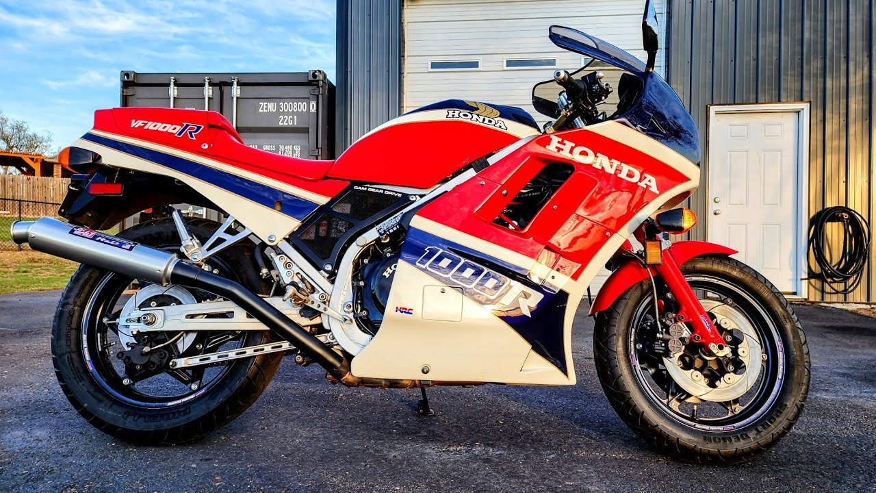 86 VF1000R triple-digit run - YouTube