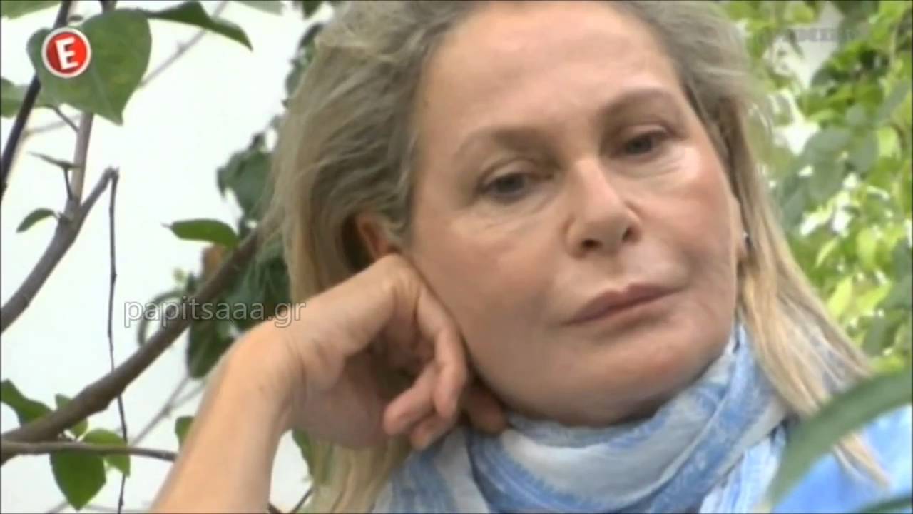 Η Ελένη Ερήμου στη Ναταλία Γερμανού (15/11/14) - YouTube