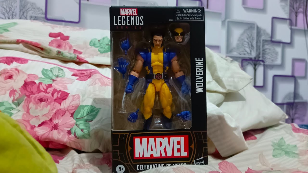Unboxing Marvel legend wolverine - YouTube