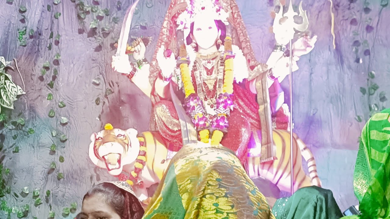 Nisha Pandey ke bhakti gaane & Dance. is live - YouTube