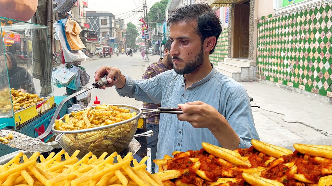 This Man Sells Extremely Crispy French Fries' Extreme Masala Flavors ...