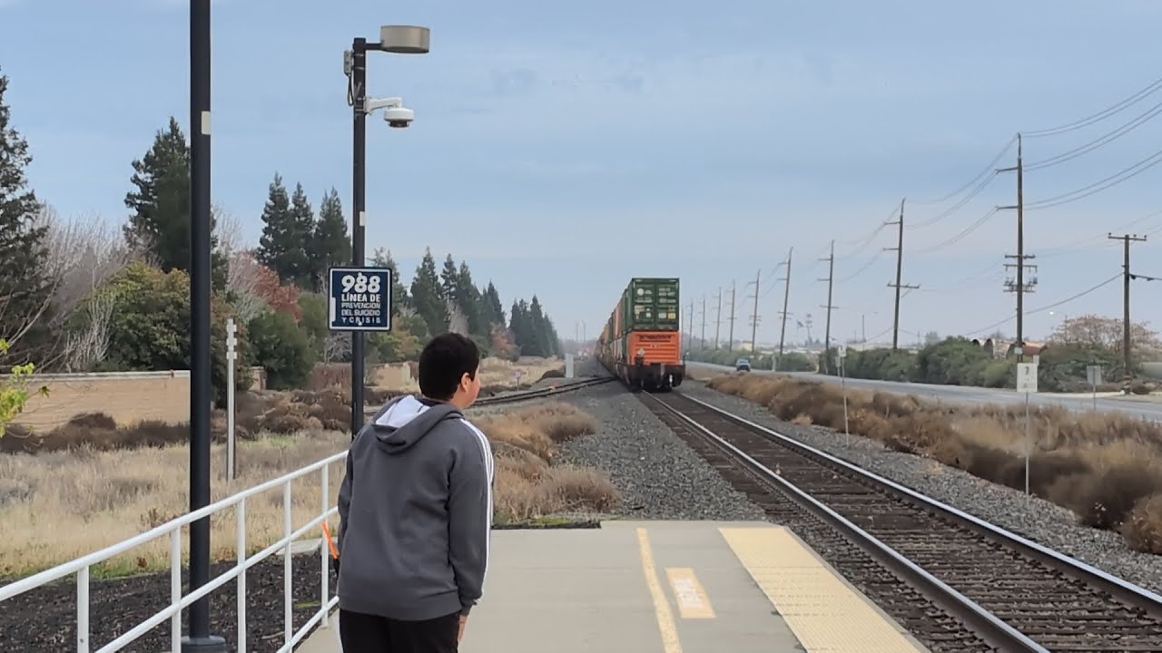 UP 3057 blasts through ACE station, double stack + 5 engines - YouTube