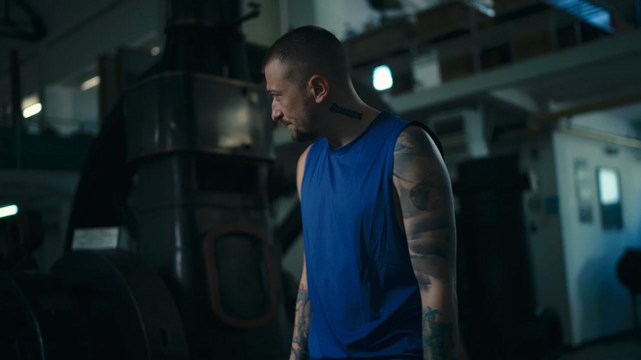 NELI THGOD - CE RASPUNS? (Official Video) - YouTube