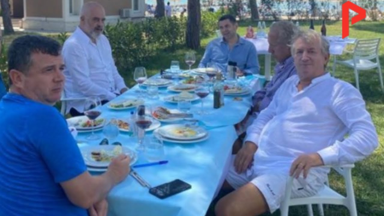 Ja ku e keni pushtetin: Barkderra, syshqyer nga makutëria e prapë ...