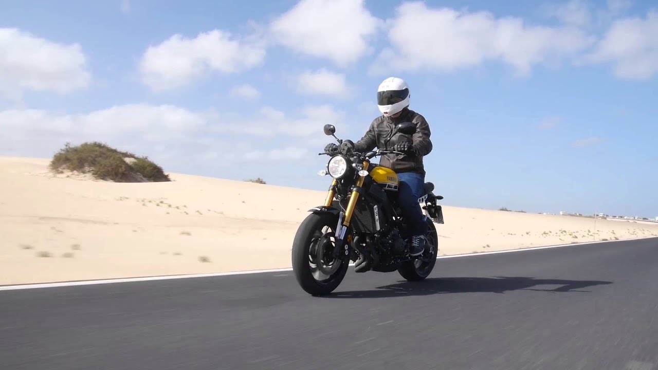 Yamaha XSR900 launch review - YouTube