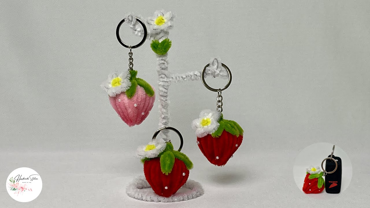 How to make a Strawberry Keychain with Pipe cleaner ( chenille wire ) # ...