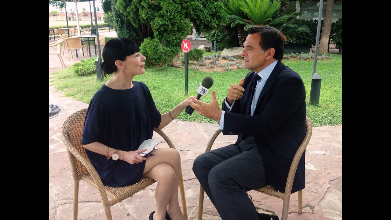 Entrevista a Luis Comas, Presidente Fundación RC Polo Barcelona - YouTube