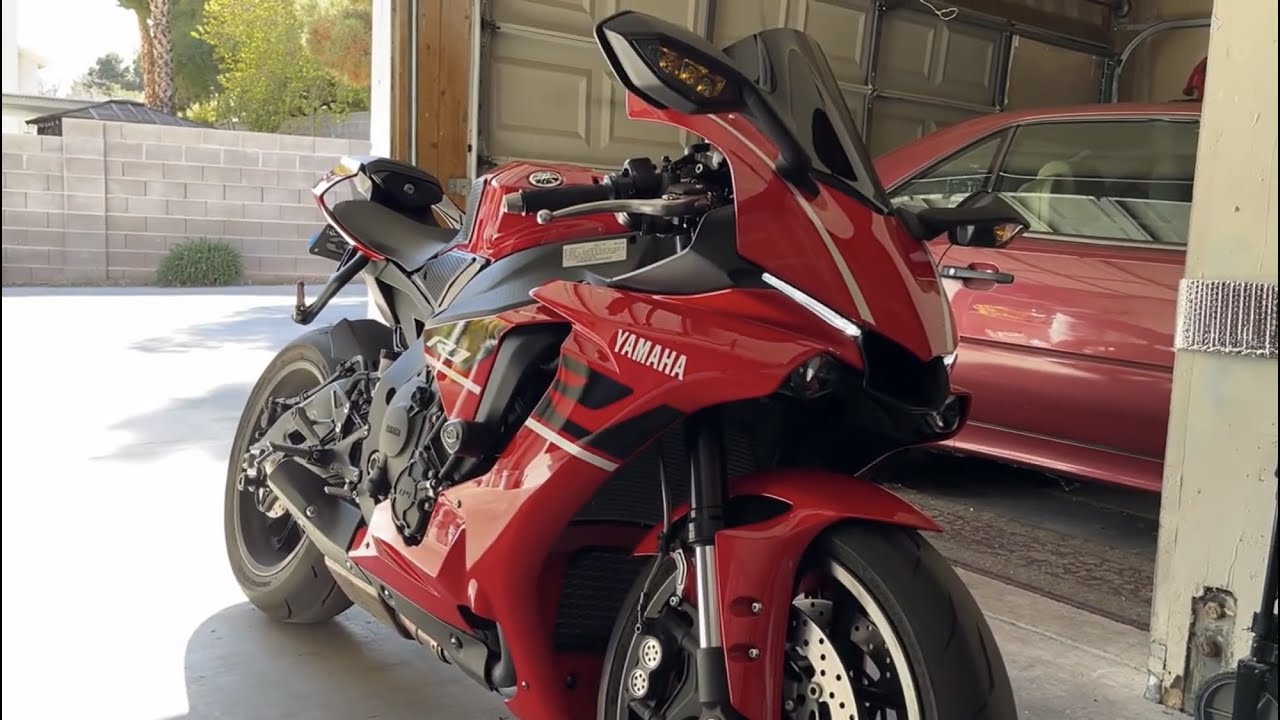 My New 2019 Yamaha R1 + MODS - YouTube
