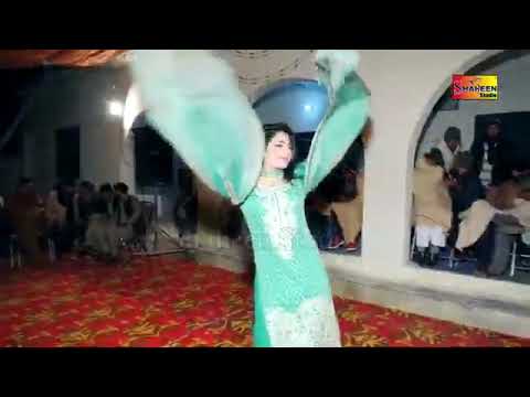 Sona mashook howay Hath Vich Banduk howay song (mahek malik) new latest