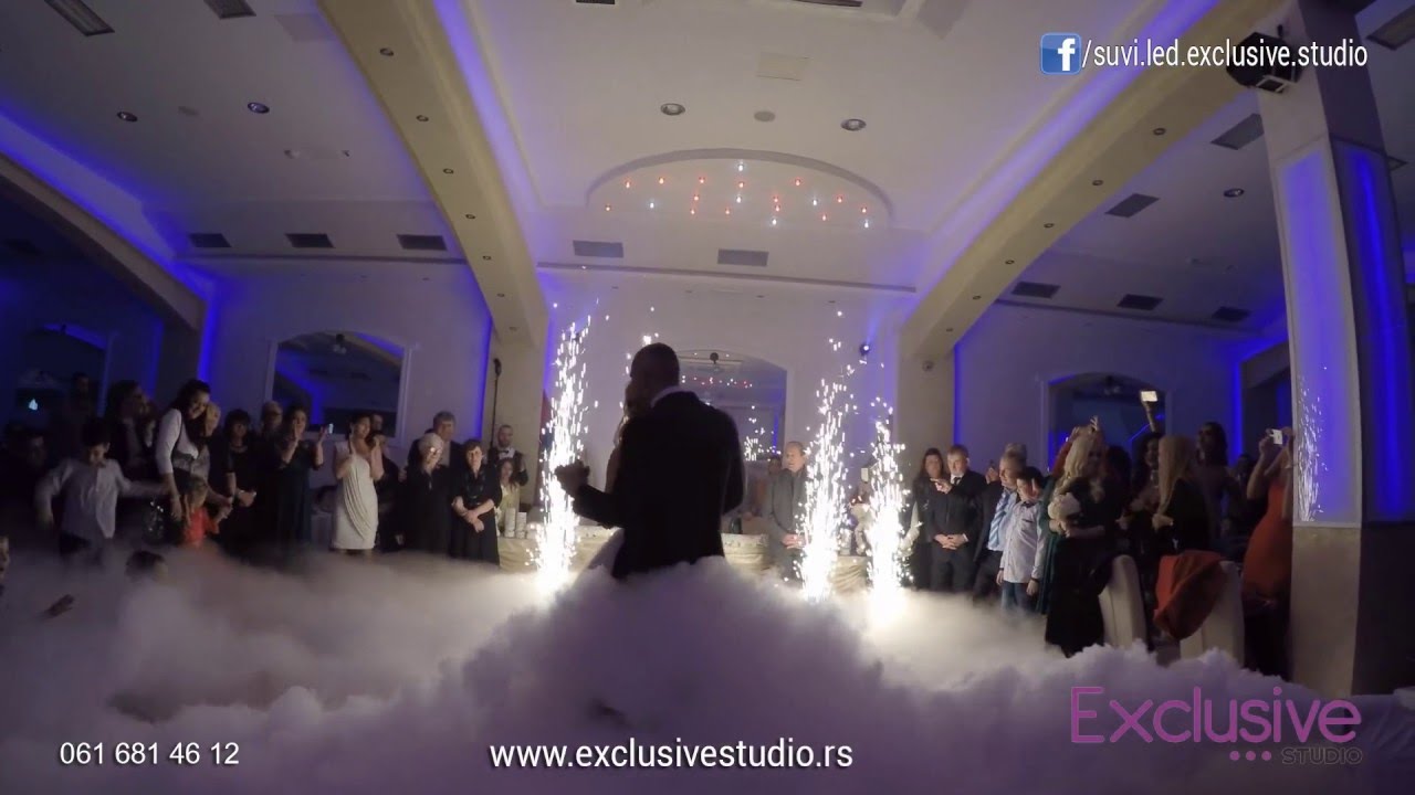 Suvi led, unutrašnji vatromet i baloni od sapunice - YouTube