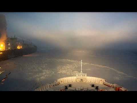 Околка СПГ танкера "Georgiy Ushakov" - YouTube