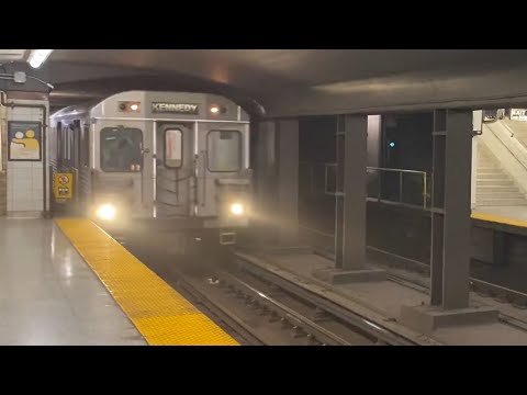 TTC Subway • Eastbound T1 BARRELING into Old Mill Station - YouTube