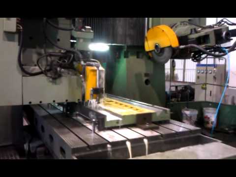 CNC Gantry Guideway Grinding machine - YouTube