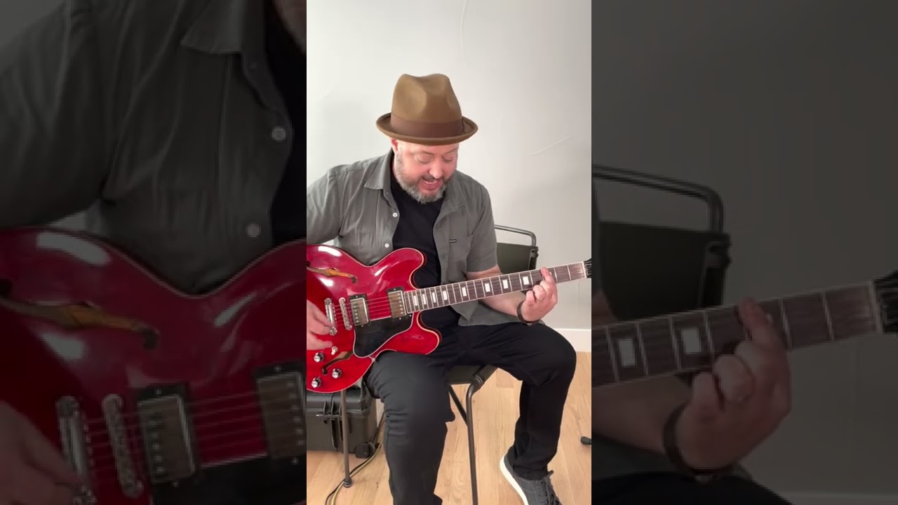 How To Play Nirvana's HEART SHAPED BOX Riff #shorts - YouTube