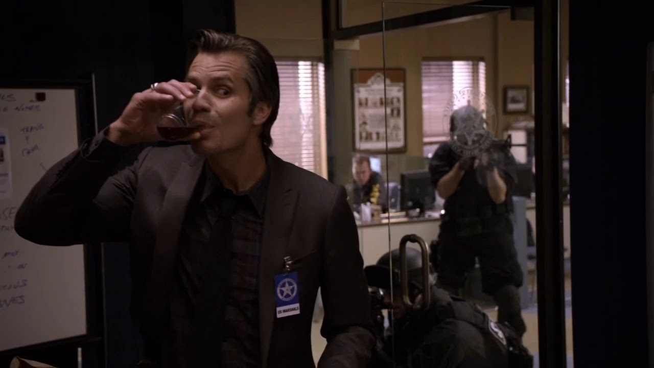 Hostage negotiation scene (Justified) - YouTube