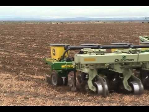 Orthman 1tRIPr with planter.wmv - YouTube