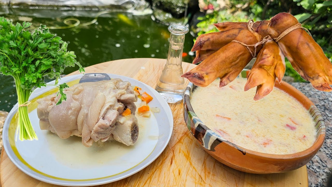 Ciorba din picioare de porc(Adidasi) acrita cu iaurt. - YouTube