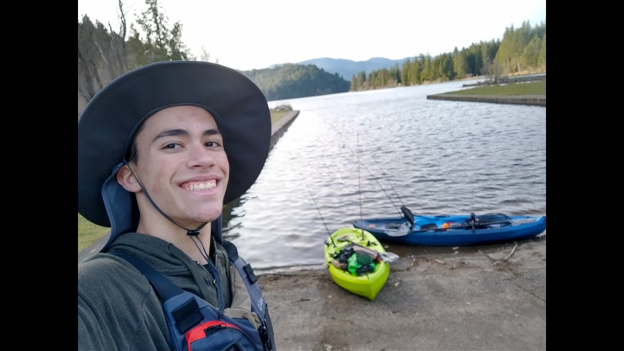 Kayaking for the FIRST TIME on Lake Selmac - YouTube