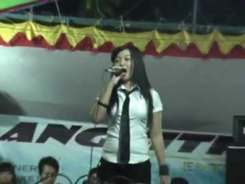 ANGGITA JANDA 7 KALI (pongdut)