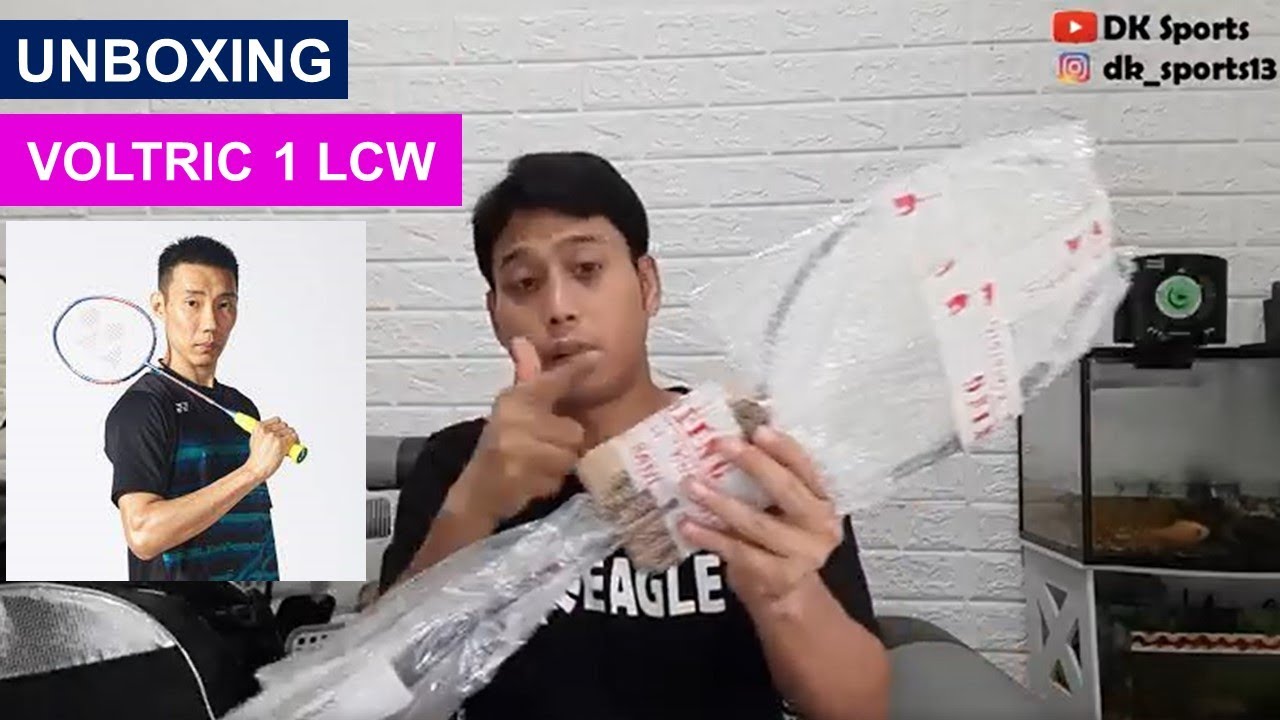 Unboxing Raket Yonex Voltric 1 LCW - YouTube