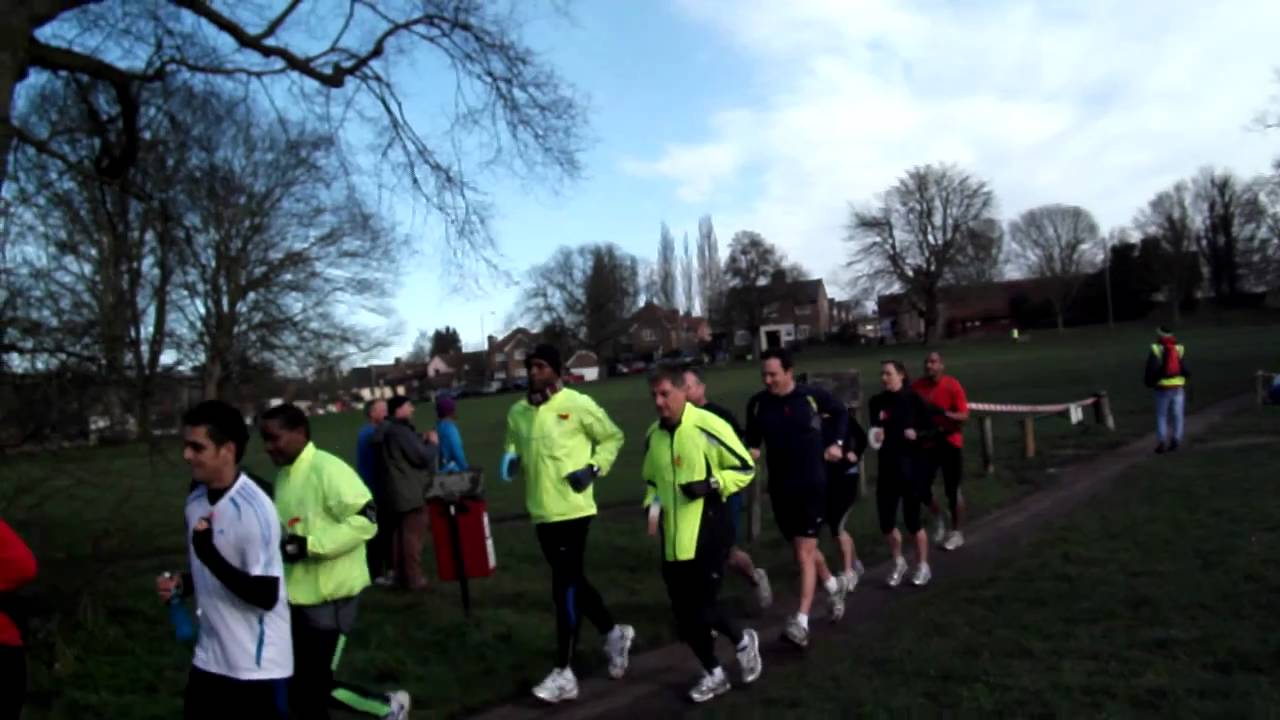 2011 Gade Valley Harriers 17m Training Run - Start - YouTube