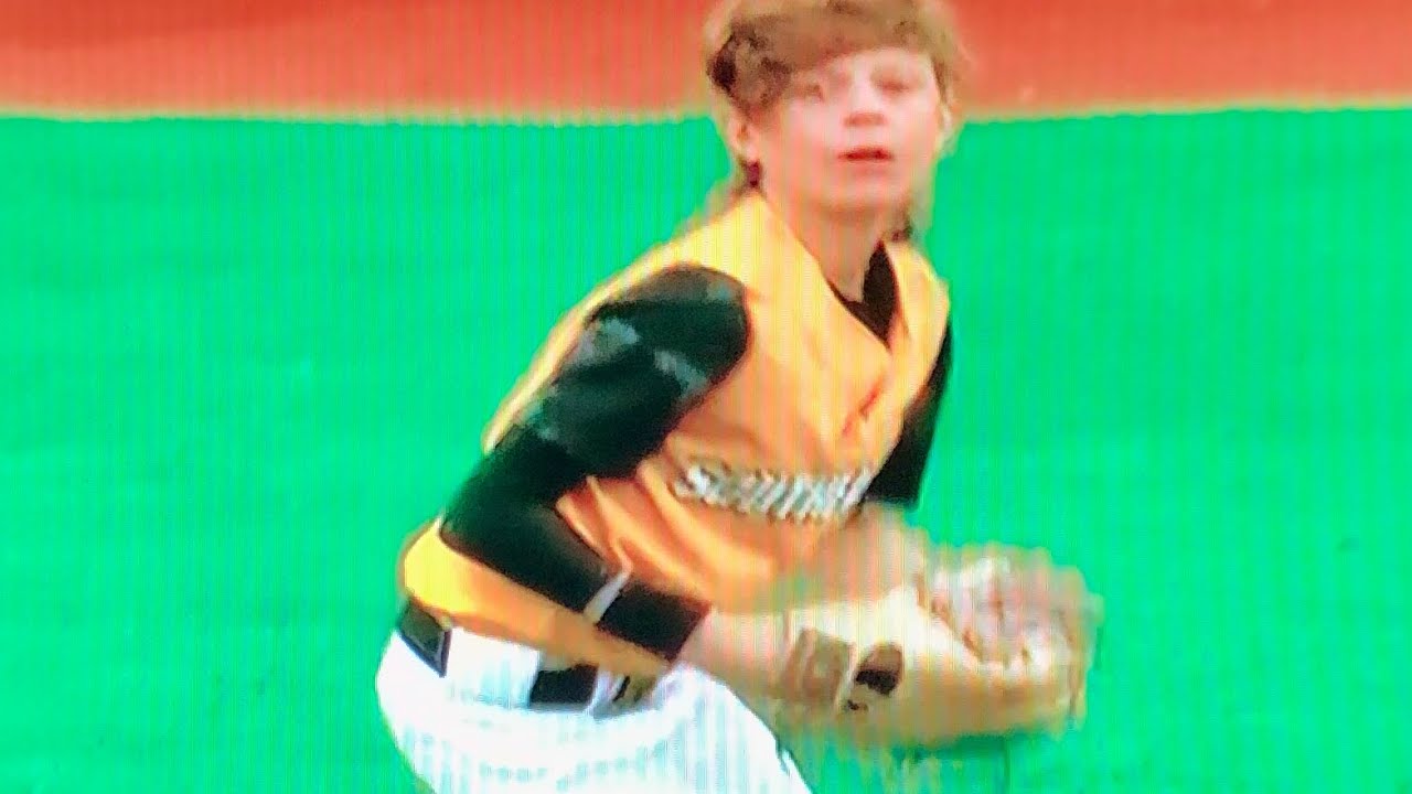 Grayson May makes Beautiful Diving Play in Center Field - 2022 LLWS ...