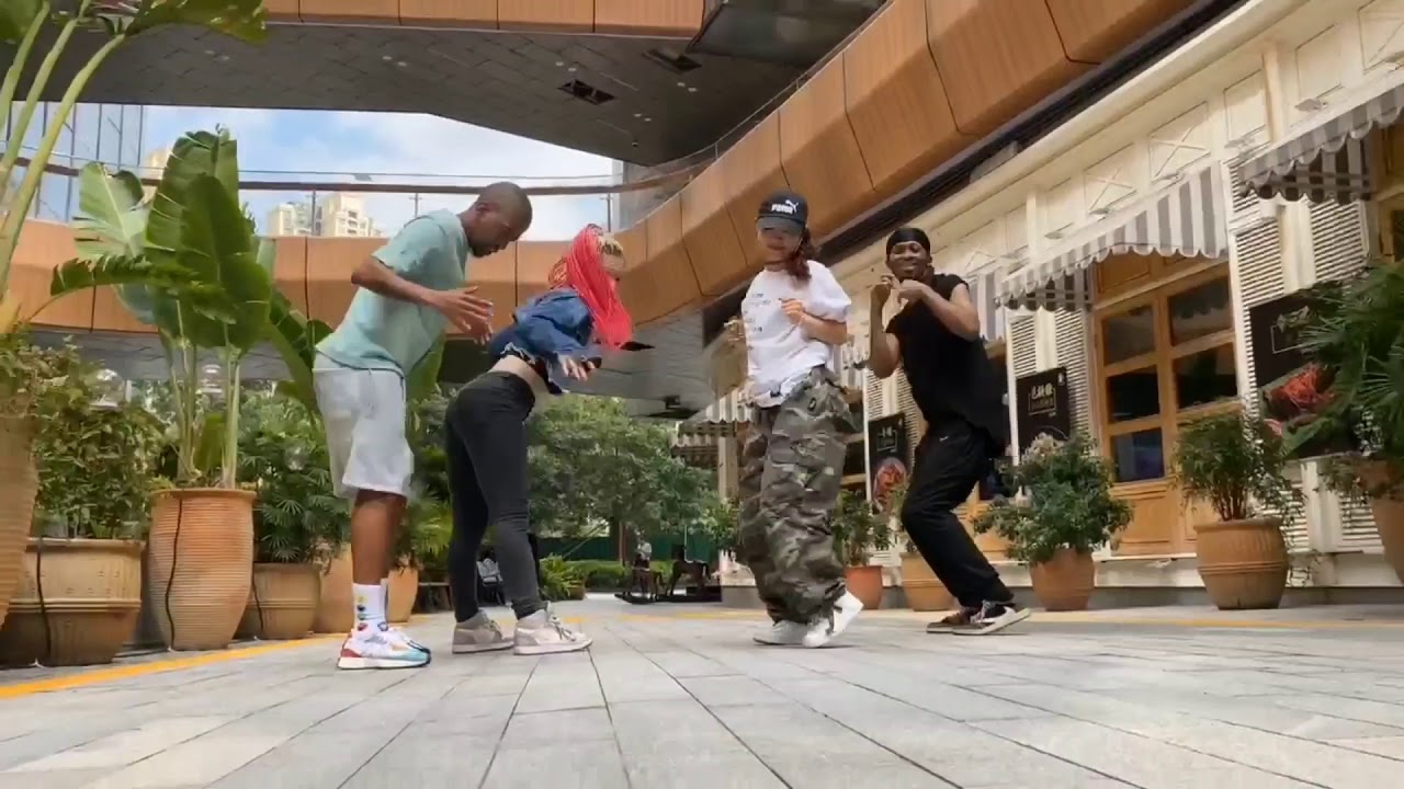 Jazzi Disciples - Zlele - YouTube