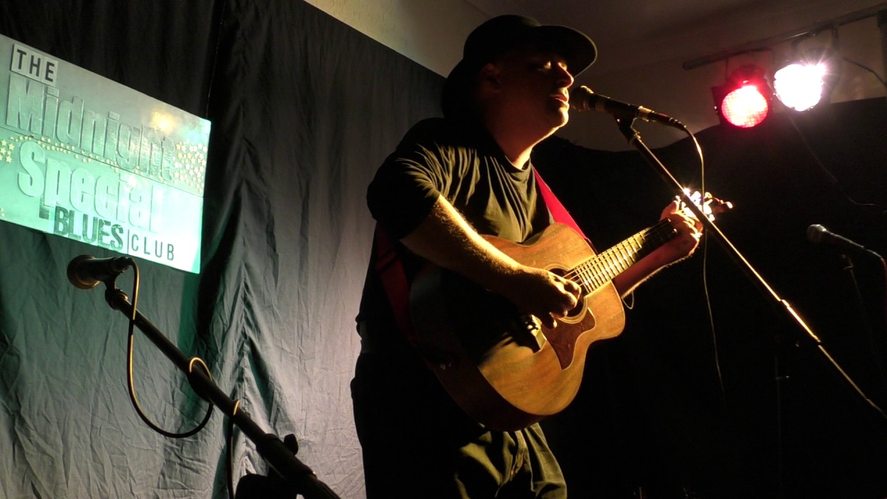 Stompin' Dave Allen plays House of the Rising Sun - YouTube