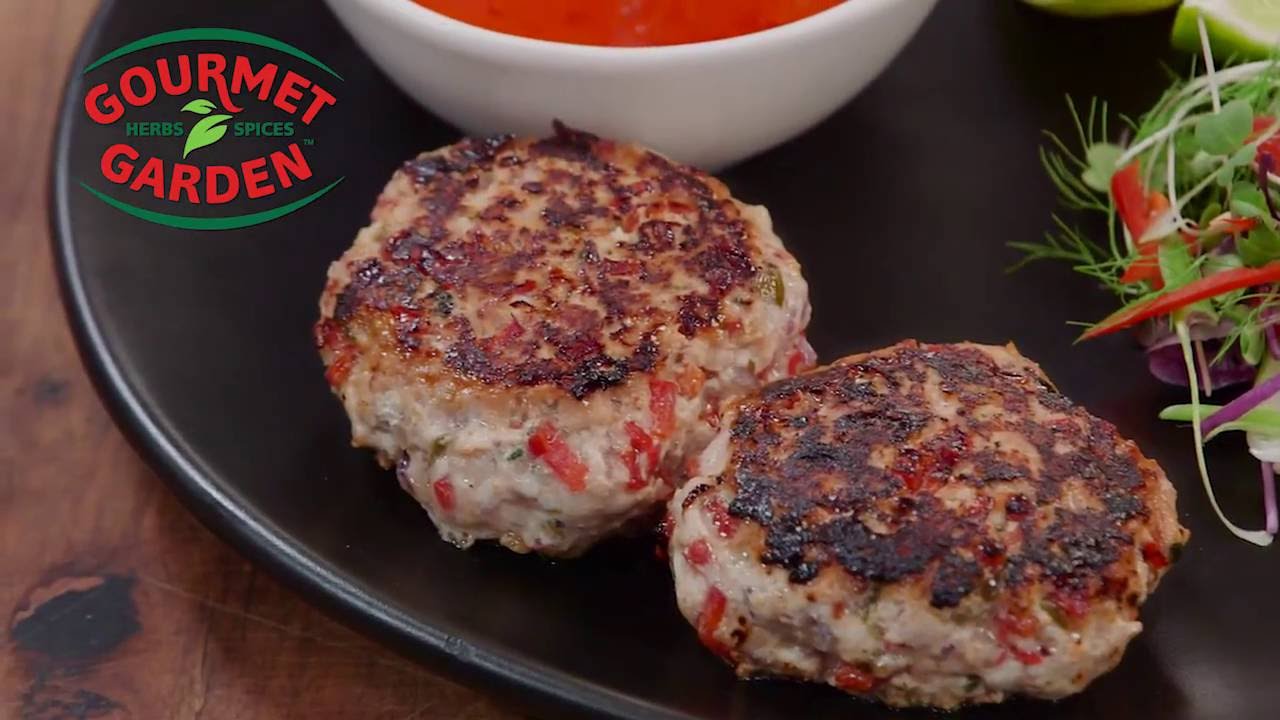 Thai Chicken Cakes with Sweet Chilli Sauce Recipe - YouTube