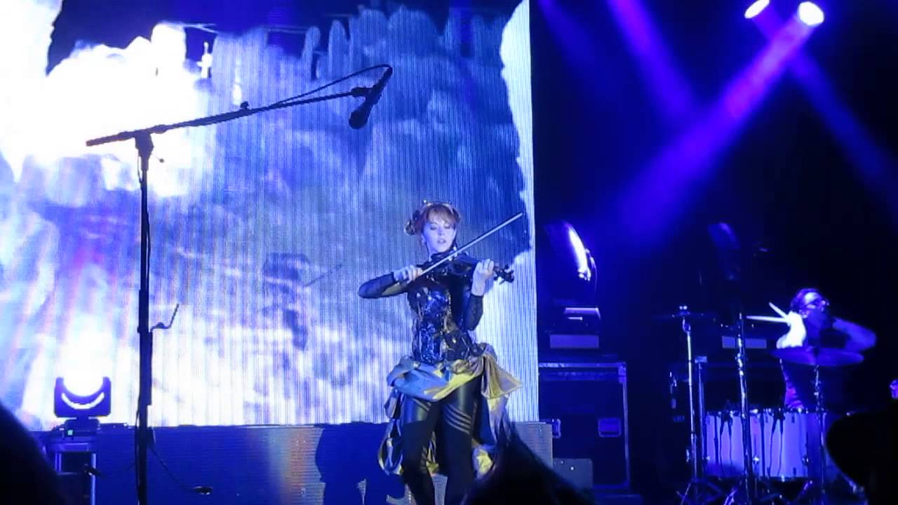 Lindsey Stirling Helsinki Circus - YouTube