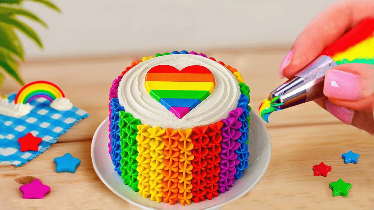 How to Decorate a Mini Chocolate Cake with a Rainbow Heart 🍫🌈 | Mina ...