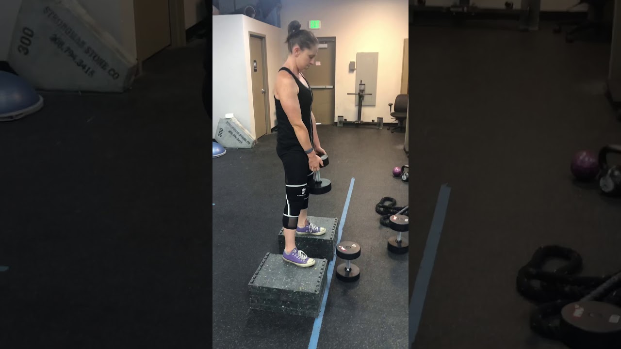 Deficit Goblet Squat - YouTube