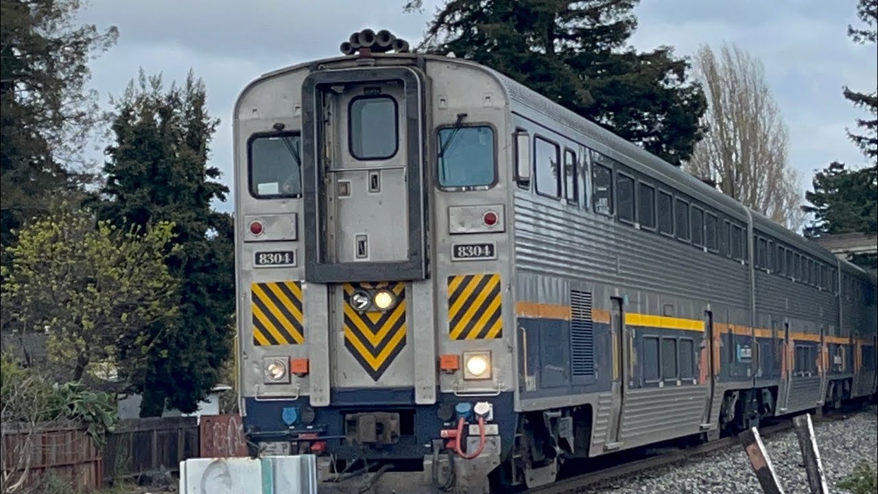 CDTX 8304 Leads Amtrak 542 at Hesperian BLVD 4/7/23 - YouTube
