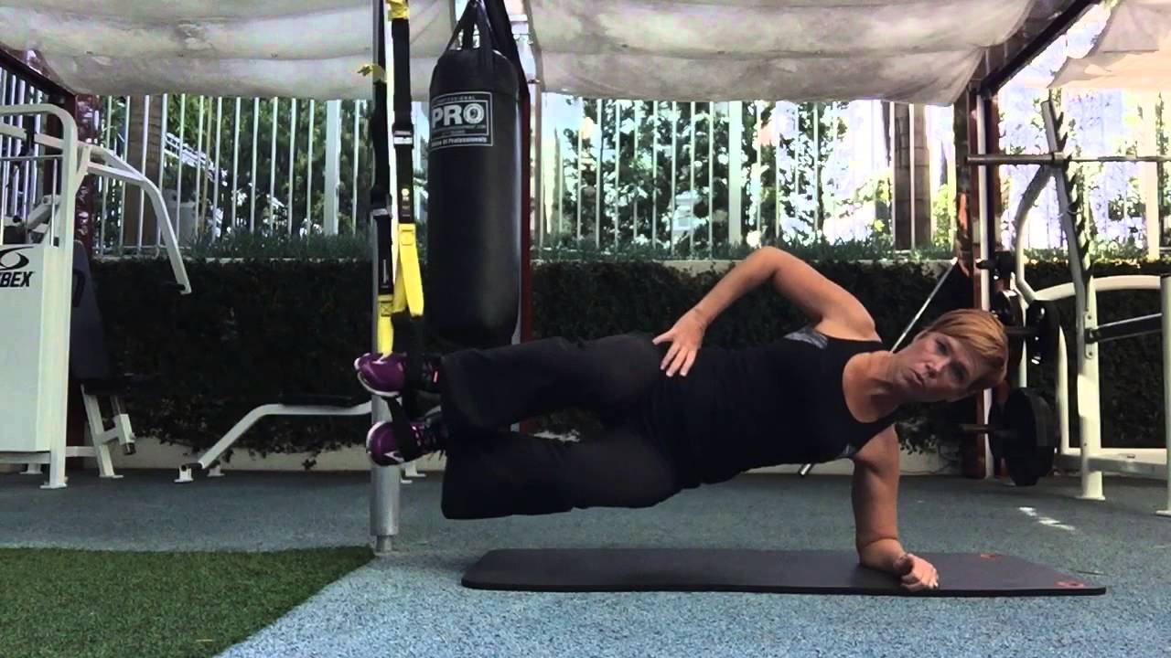 TRX side plank tuck - YouTube