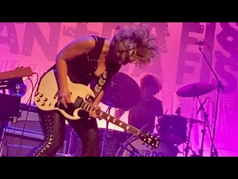 Samantha Fish - “Black Wind Howlin’” - YouTube