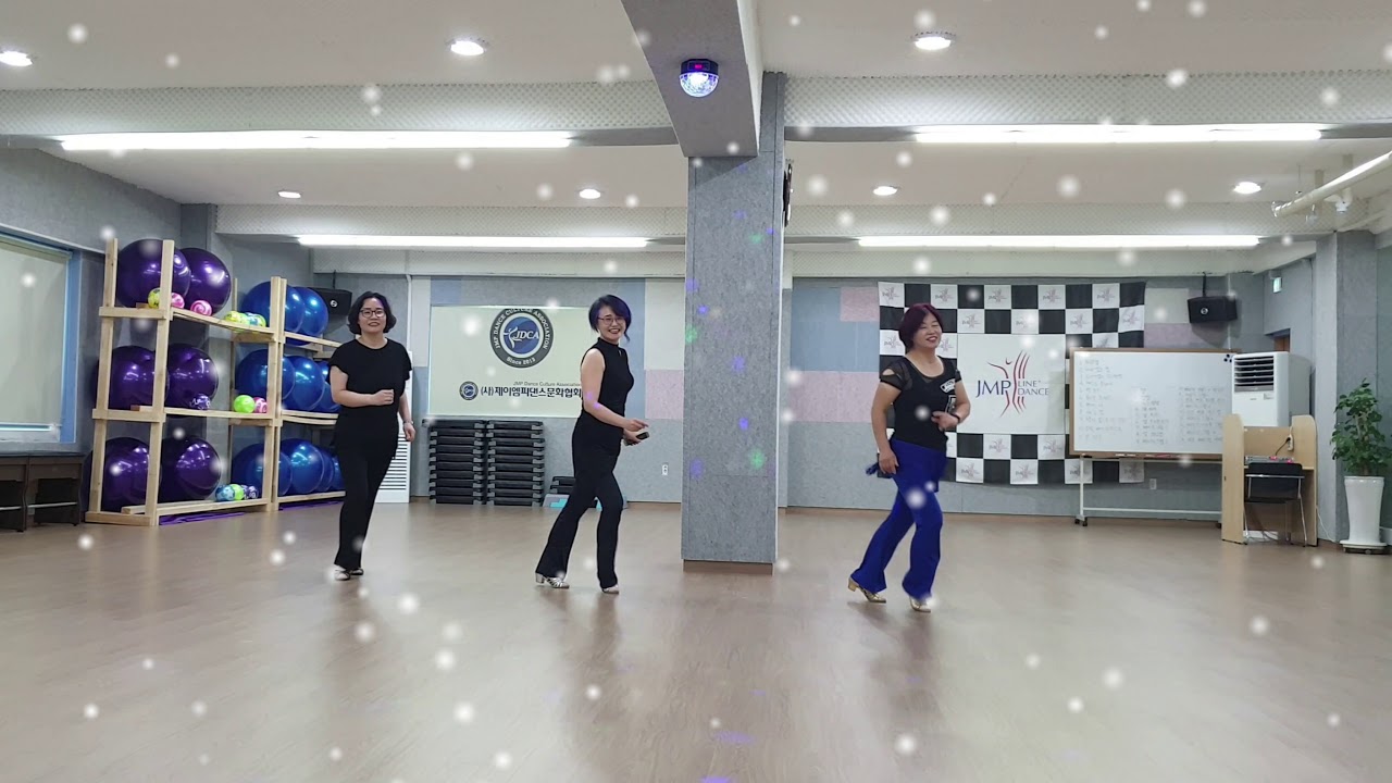 Little Help - line dance (demo & teach) - YouTube