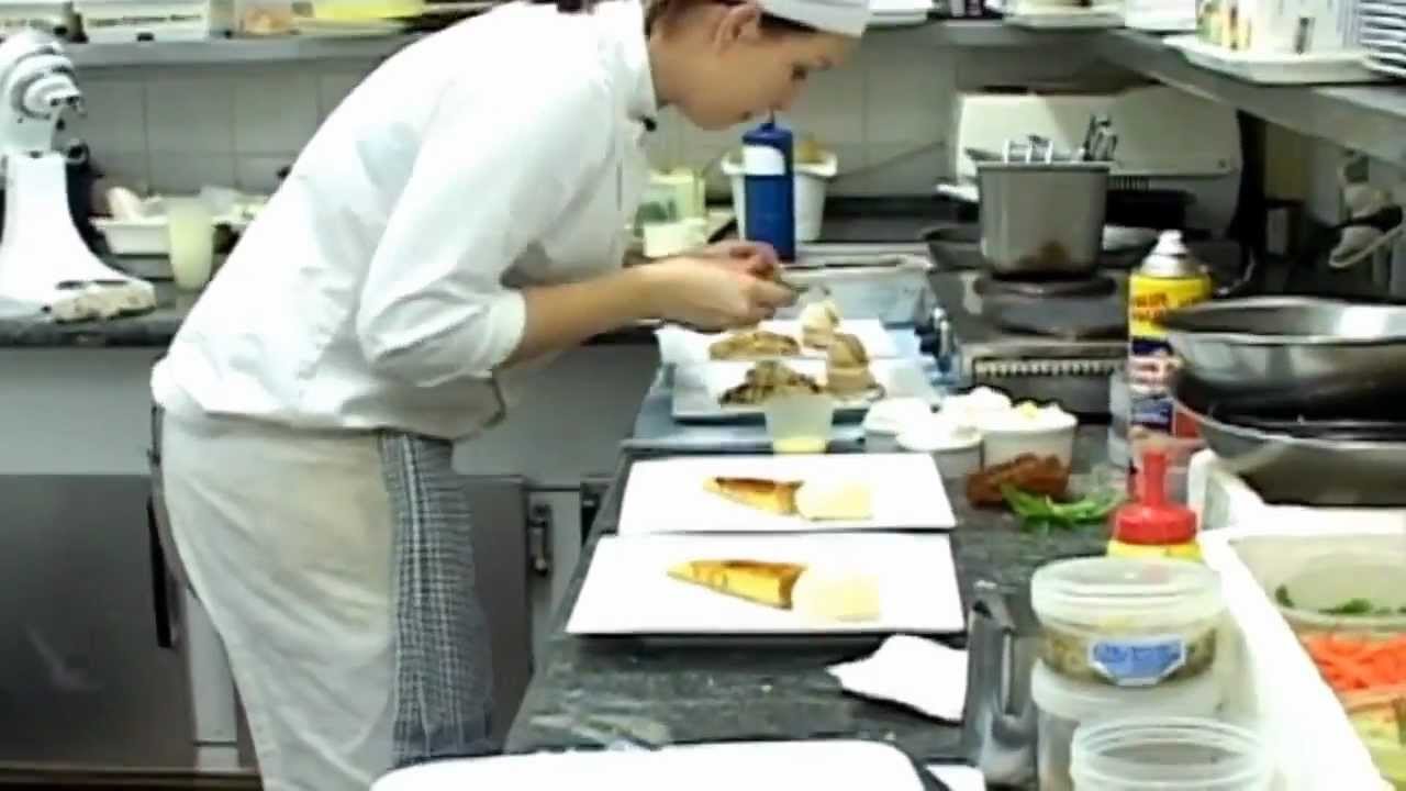 Apprentice Chef - Try it for 5 - YouTube