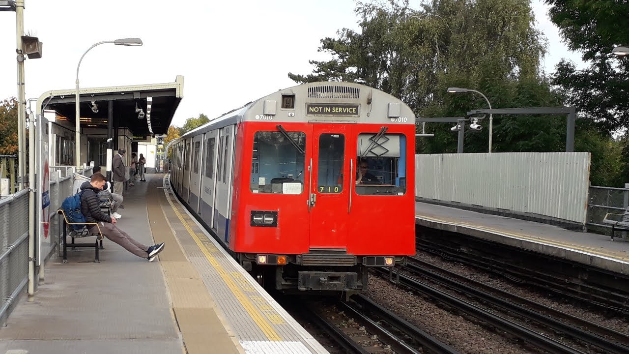 D78 stock RAT on the Met line - YouTube