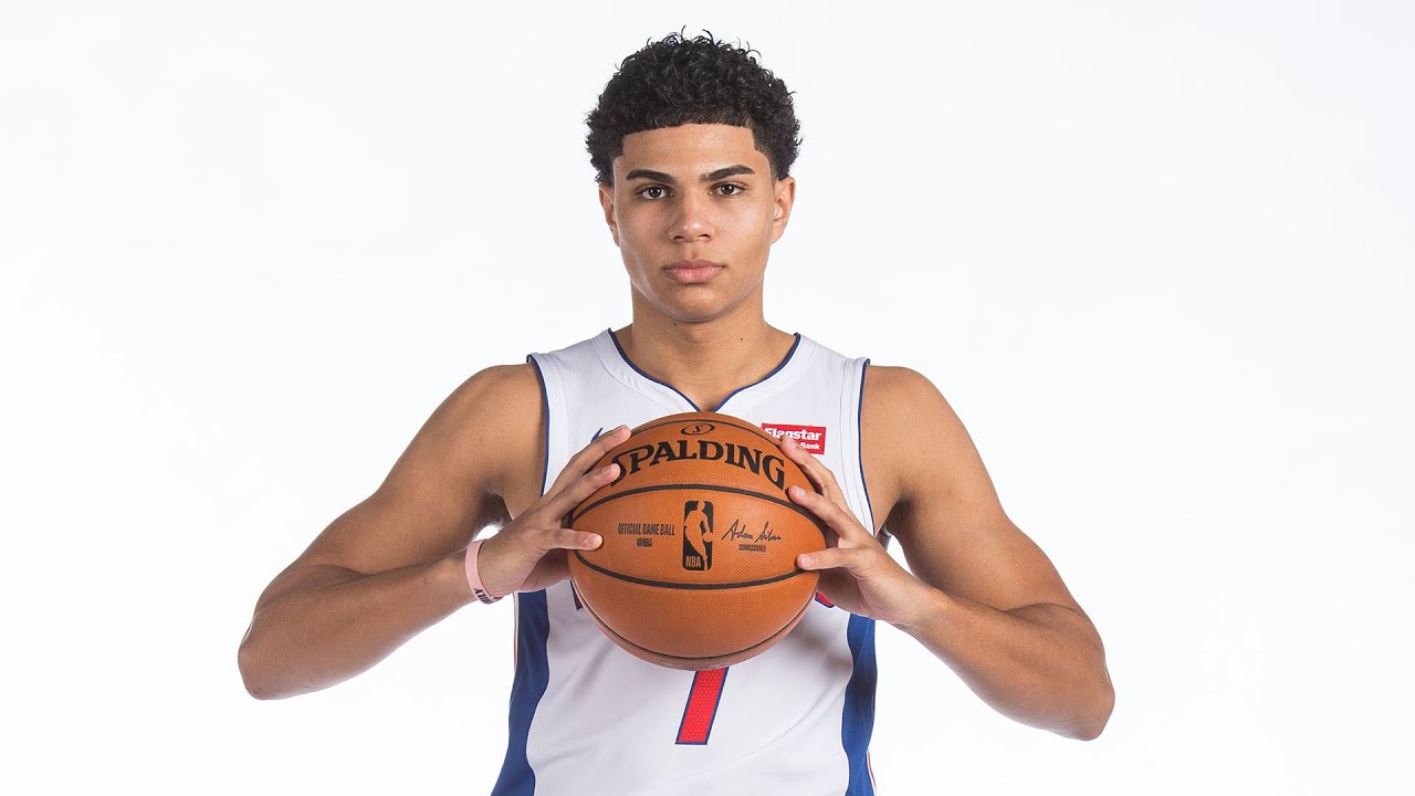 Player feature: Killian Hayes | April 2021 - YouTube