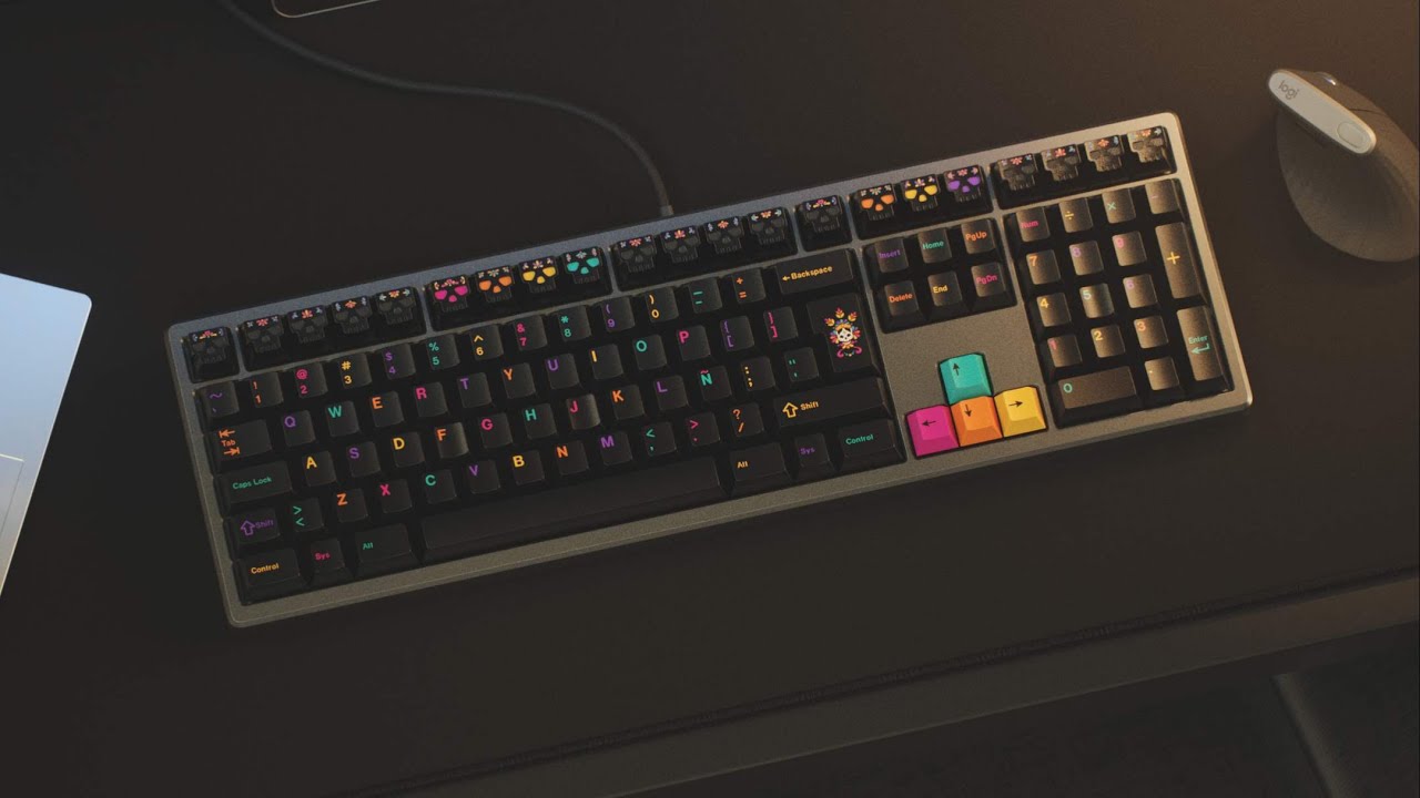 GMK CYL Monochrome Dolch/GMK Mictlan Rebirth - YouTube