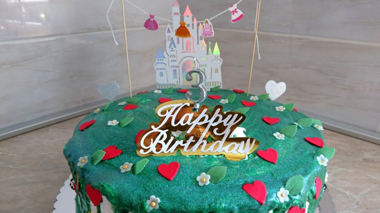 How to make the best BIRTHDAY CAKE at home! - YouTube