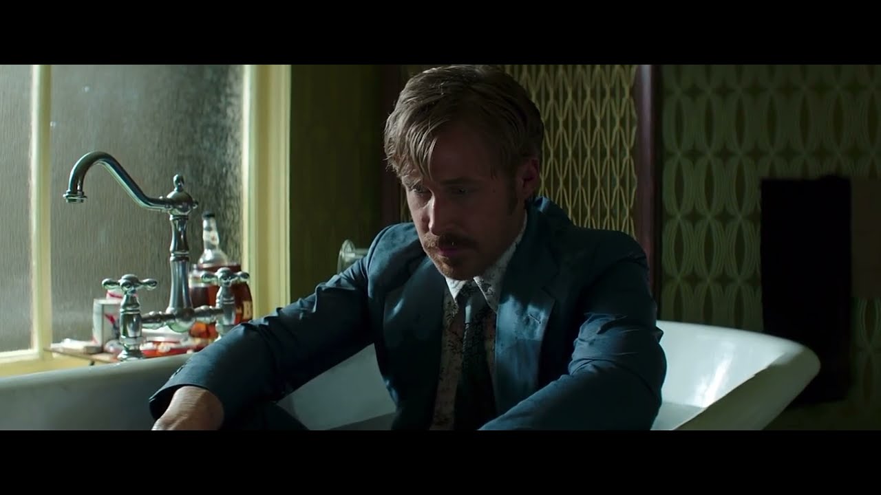 Ryan Gosling in bathtub scene The Nice Guys - YouTube