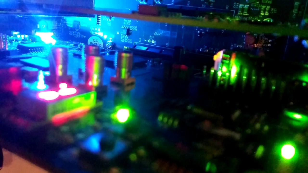 Lattice ECP5-5G Versa Development Kit - Default LED Application - YouTube