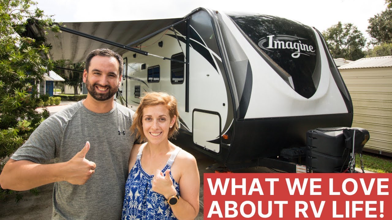 5 things we LOVE about full-time RVing! | Full-time RV living - YouTube