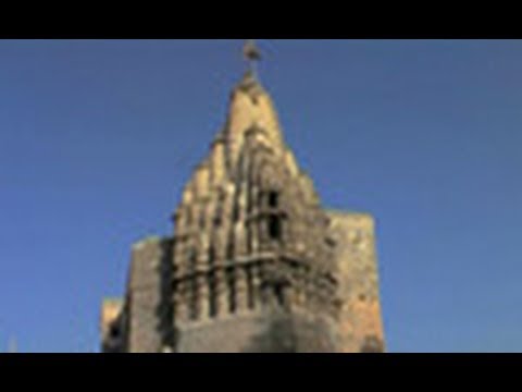 Lighthouse and Temple, Dwarka, Jamnagar - YouTube