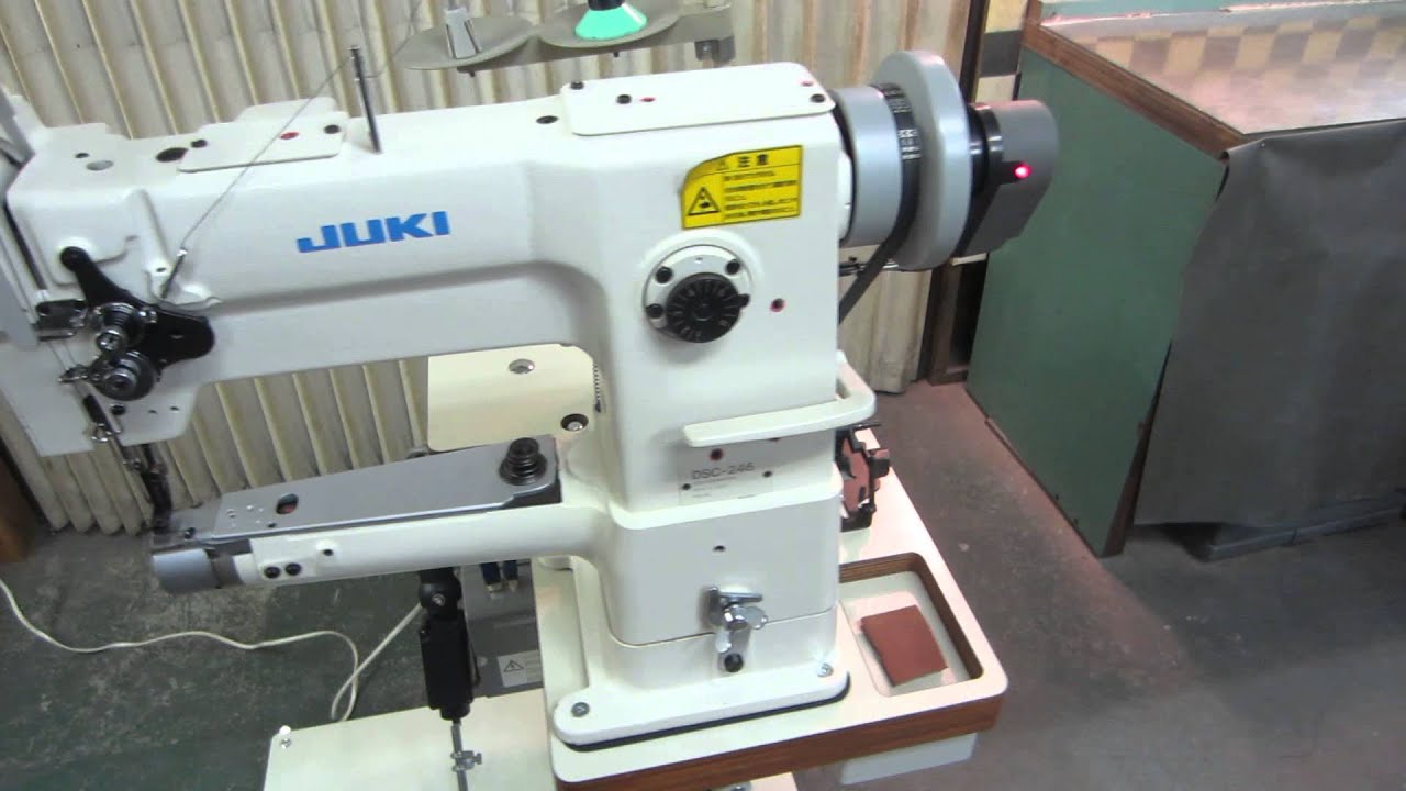 JUKI DCS-246 - YouTube