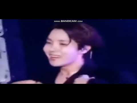 😎😎J-HOPE NİN ONU ALDATAN ESKİ SEVGİLİSİNİ GÖRÜNCE TEPKİSİ...😎😎