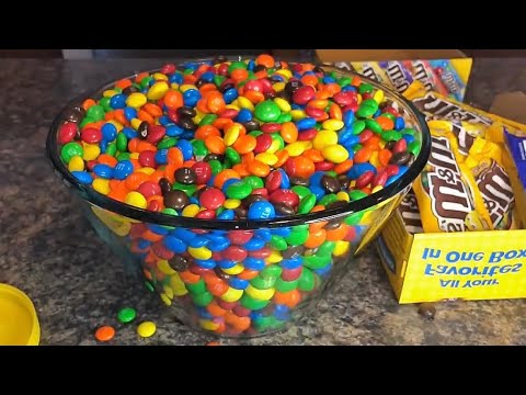 Huge Box M&Ms Chocolate Candy Unboxing from 2000 Year! - YouTube