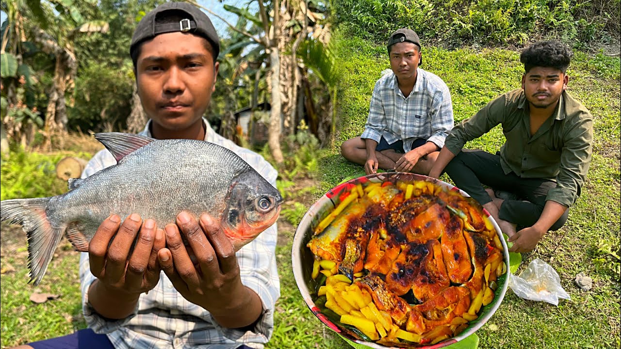 Fish In Banana Leaf | Bengali Fish Recipe | VILLAGE MINDFUL MORSEL ...