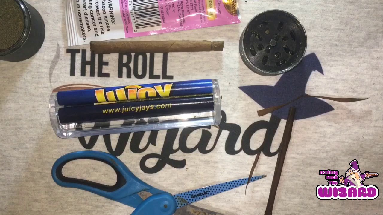 How to use Juicy Jays Rolling Machine to roll a blunt (Bluntville ...